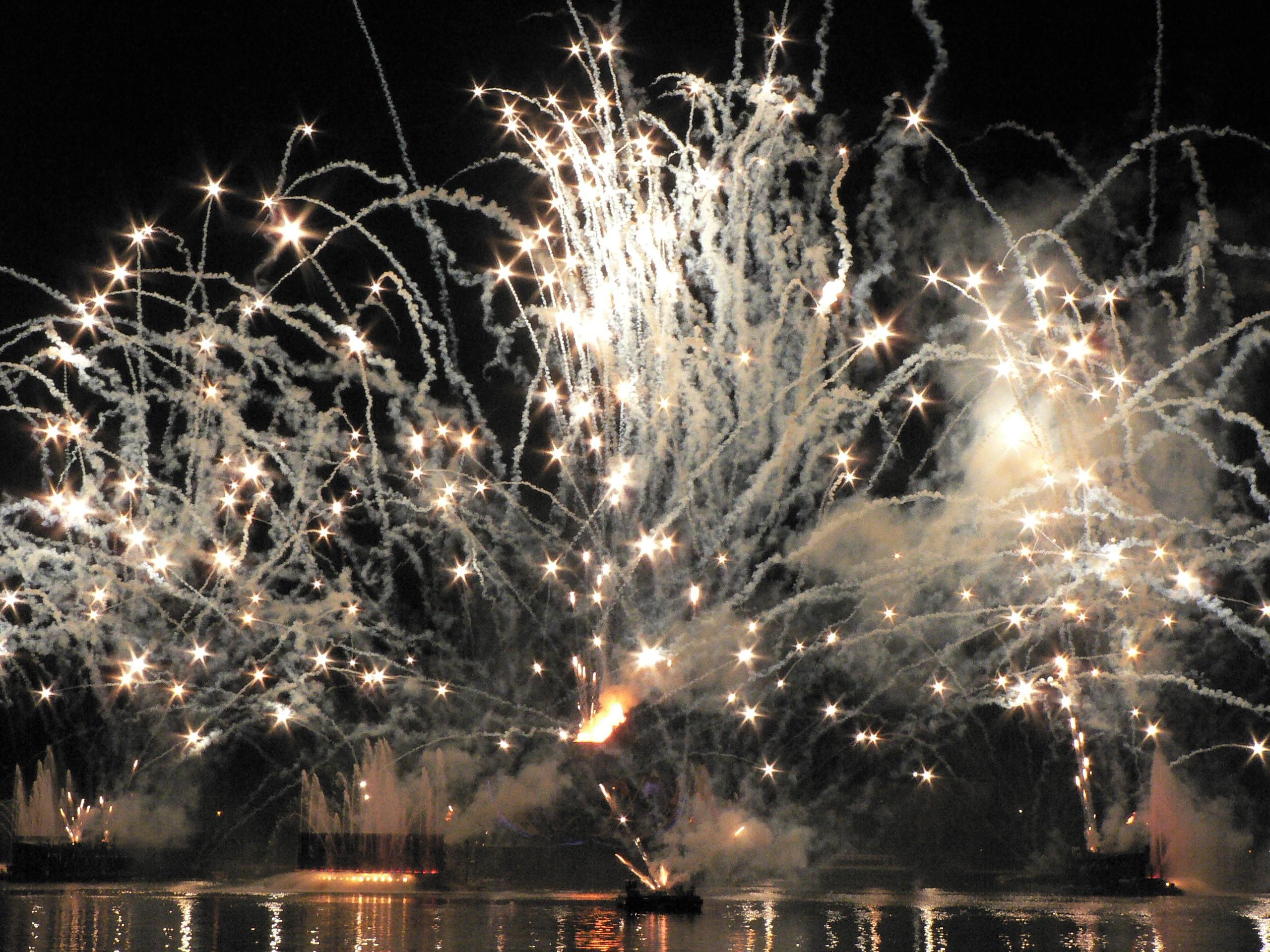 Navigating the Crossfire - Accelus Partners